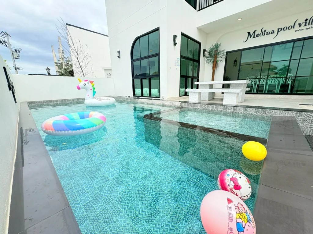 🏡 แนะนำที่พัก M1-Medina Poolvilla บางแสน - BaanPoolVilla–พูลวิลล่า บาง ...